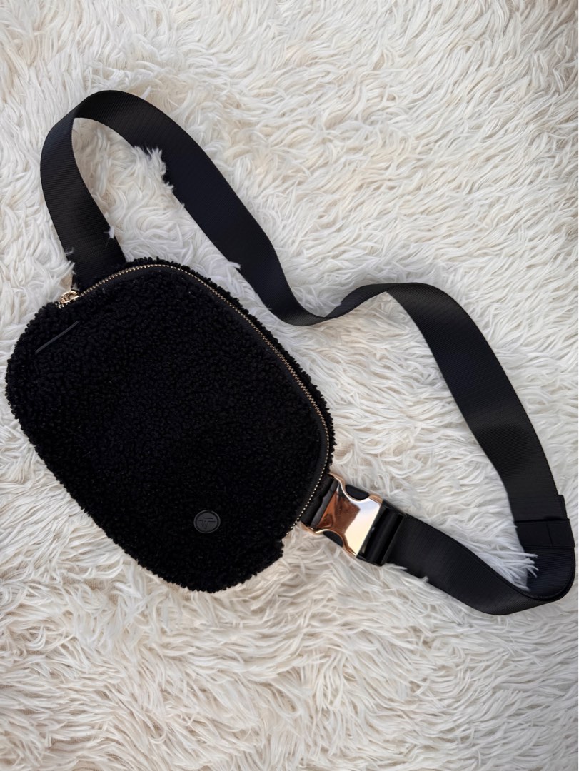 Kyodan, Women's Fashion, Bags & Wallets, Cross-body Bags on Carousell