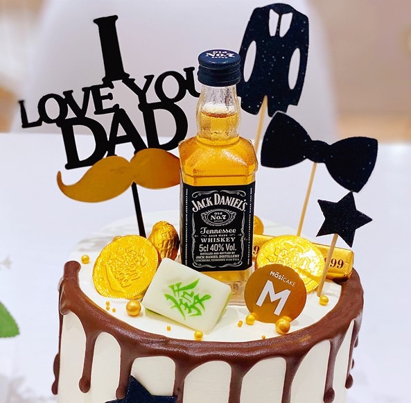 Mock alcohol bottle cake toppers, Food & Drinks, Homemade Bakes on ...