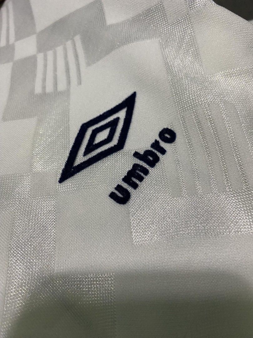 Official Umbro England home football shirt from the 1990/91 ...