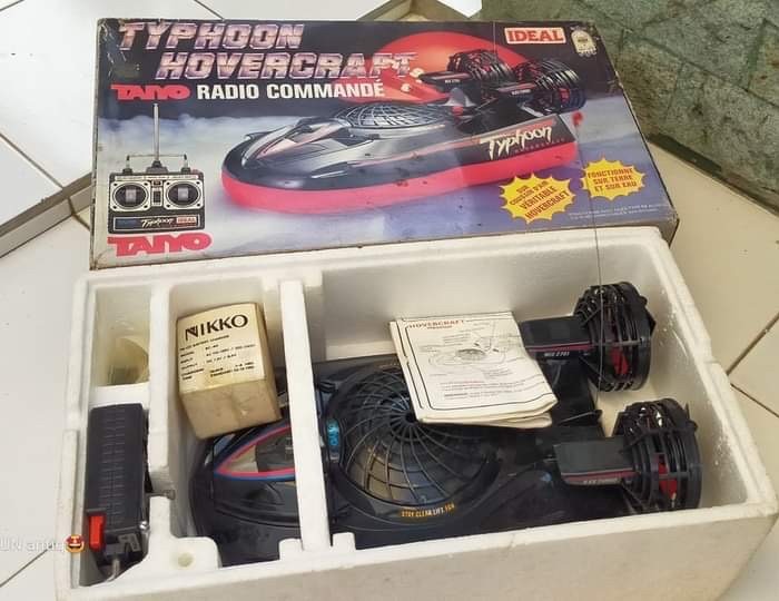 Original RC Boat Typhoon Hovercraft Taiyo 1990s, Toys & Collectibles, Mainan di Carousell