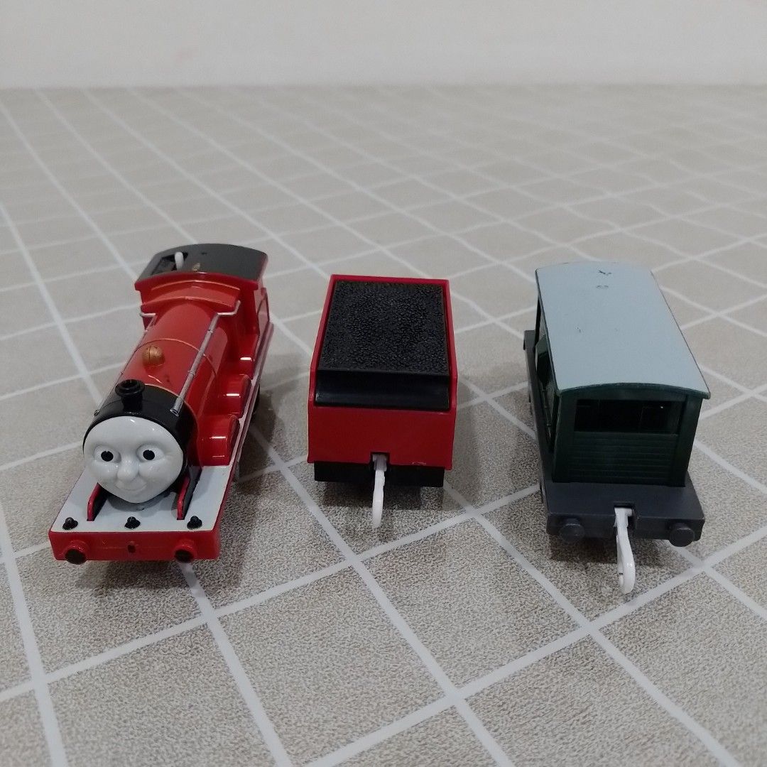 Plarail Thomas&Friends James TS05 Takara Tomy, Hobbies & Toys, Toys ...