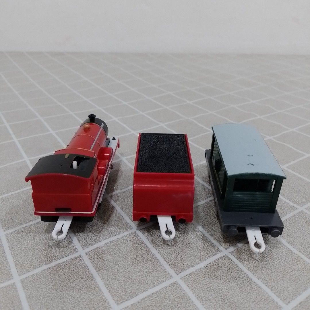 Plarail Thomas&Friends James TS05 Takara Tomy, Hobbies & Toys, Toys & Games on Carousell