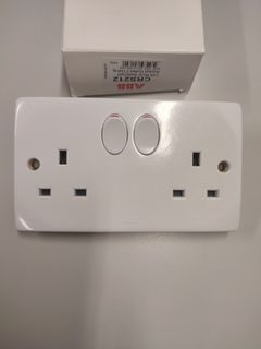3pin round plug socket, TV & Home Appliances, Electrical, Adaptors ...