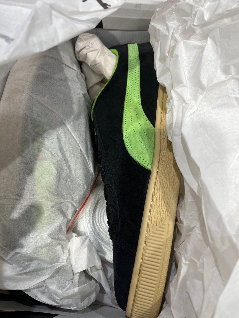 Puma Suede Santa Cruz Shark, Men's Fashion, Footwear, Sneakers on Carousell