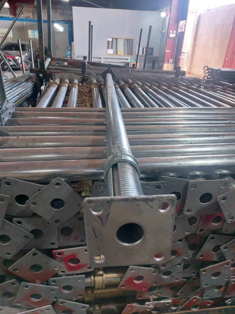 SHORING JACK, Commercial & Industrial, Construction & Building ...