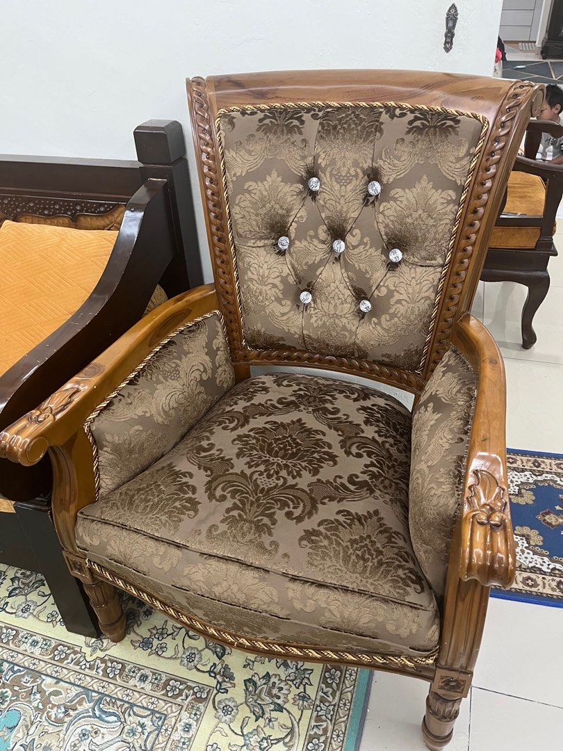 Sofa ruang tamu kayu jati set, Furniture & Home Living, Furniture ...