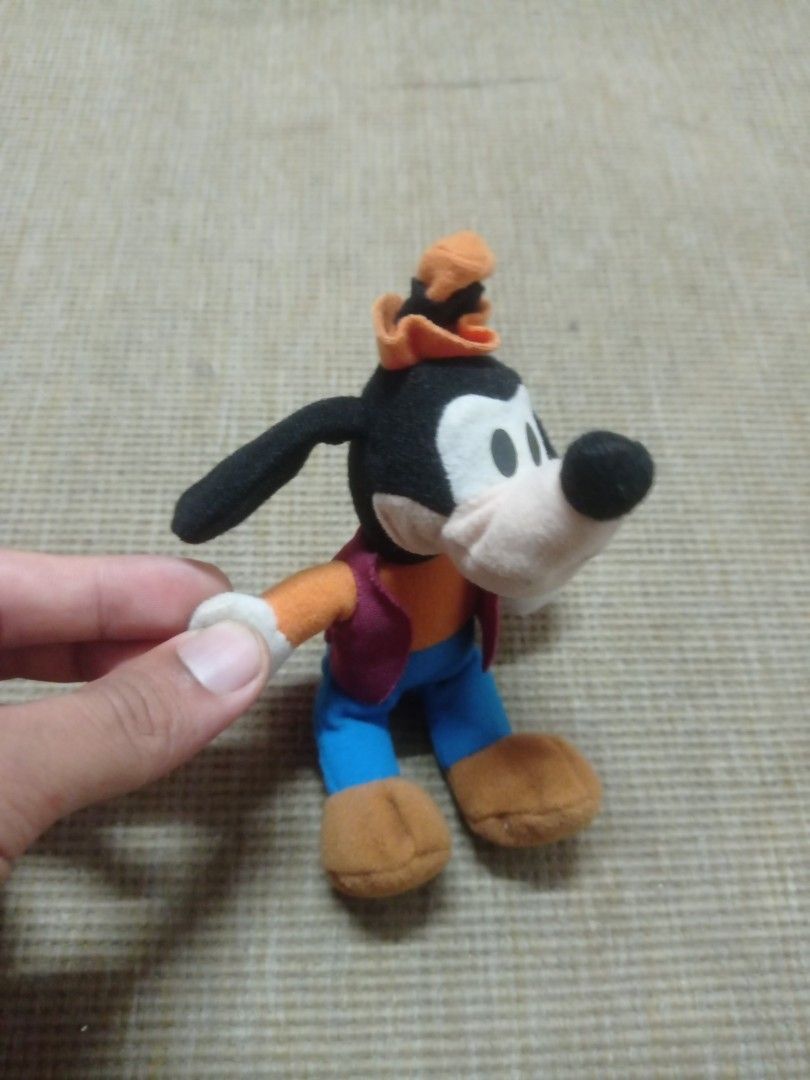 Vintage goofy Disney MC donalds soft toy, Hobbies & Toys, Collectibles ...