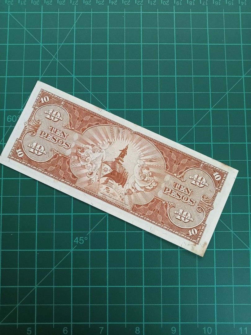 10 Pesos English series banknote (Marcos-Licaros signature 1970 issue ...