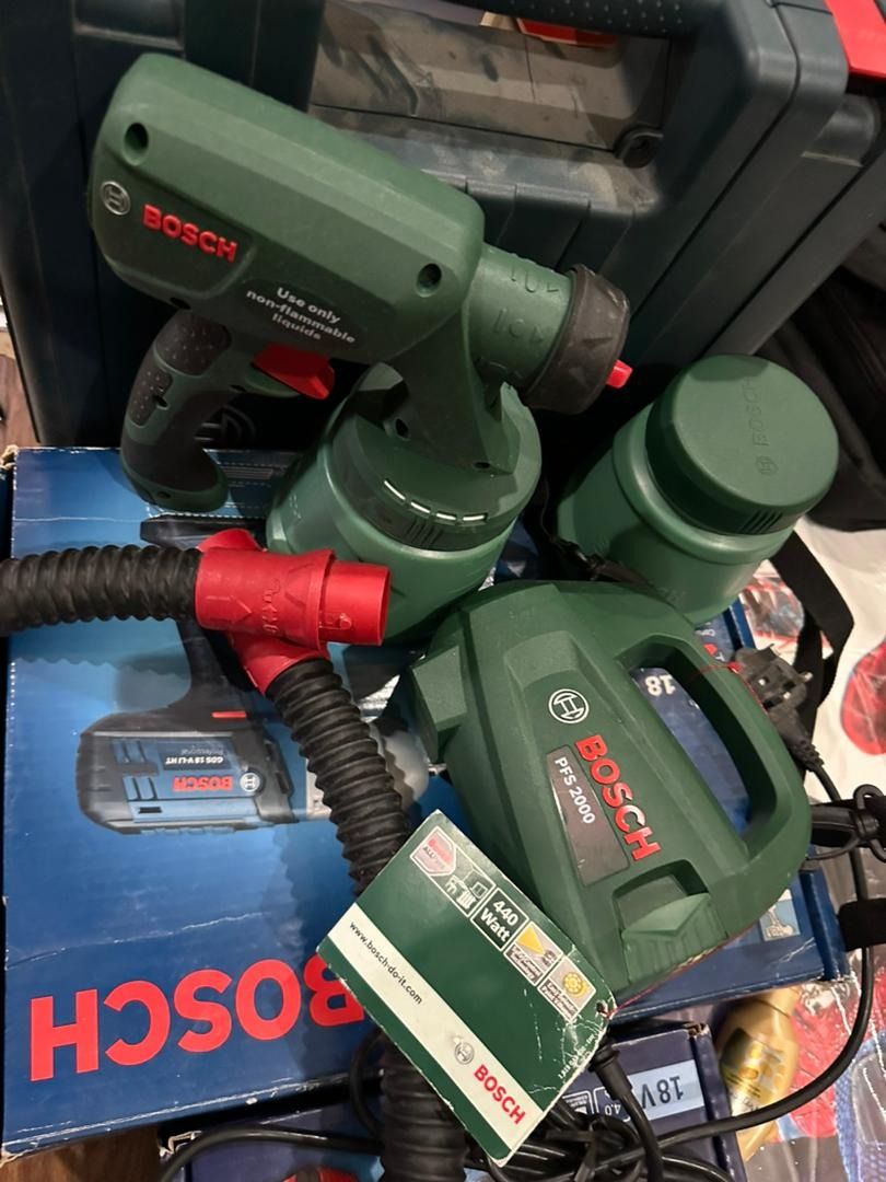 Bosch DIY Spray Gun PFS 2000, Furniture & Home Living, Home Improvement ...