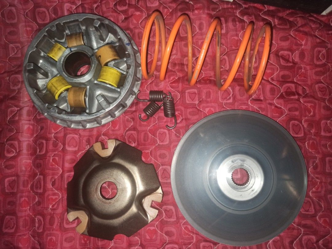 Honda Click 125 stock pulley set on Carousell