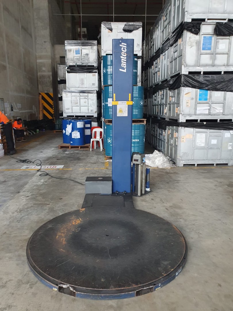 Lantech Semi- Auto Shrink wrap Machine (G-Series) 80% new , Price ...