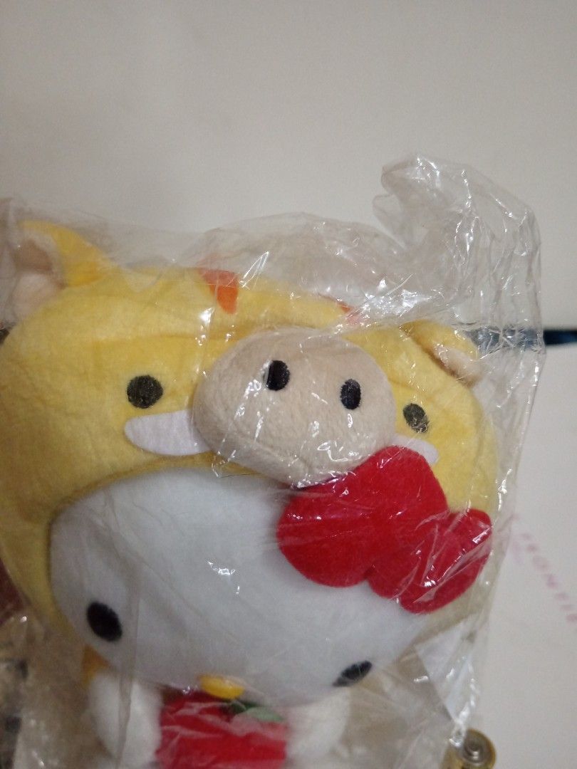 Limited edition Hk Yakult Sanrio Plush zodiac Plush hello kitty Japan ...