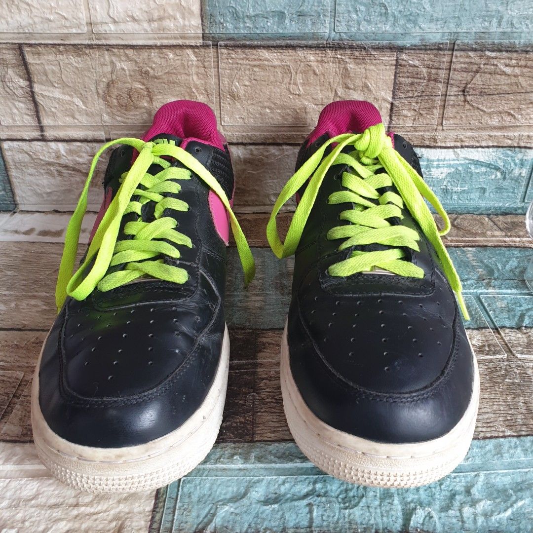 Nike Air Force 1 Low London, Fesyen Pria, Sepatu , Sneakers di Carousell