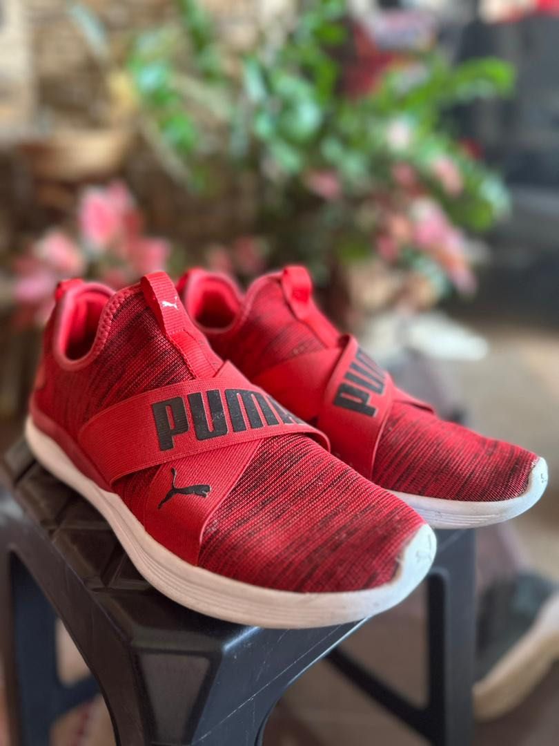 Puma slip on, Women's Fashion, Footwear, Sneakers on Carousell