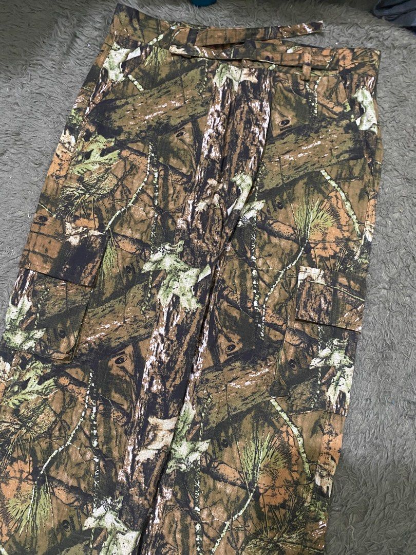 Realtree Cargo Pants Ripstop, Fesyen Pria, Pakaian , Bawahan di Carousell