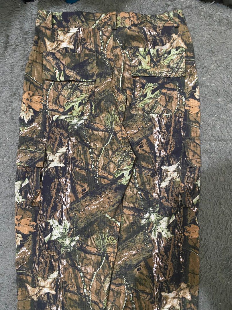 Realtree Cargo Pants Ripstop, Fesyen Pria, Pakaian , Bawahan di Carousell