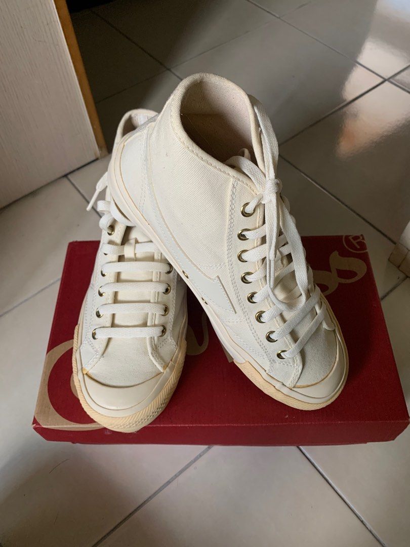 SEPATU COMPASS GAZELLE HIGH CREAM, Men's Fashion, Footwear, Sneakers on ...