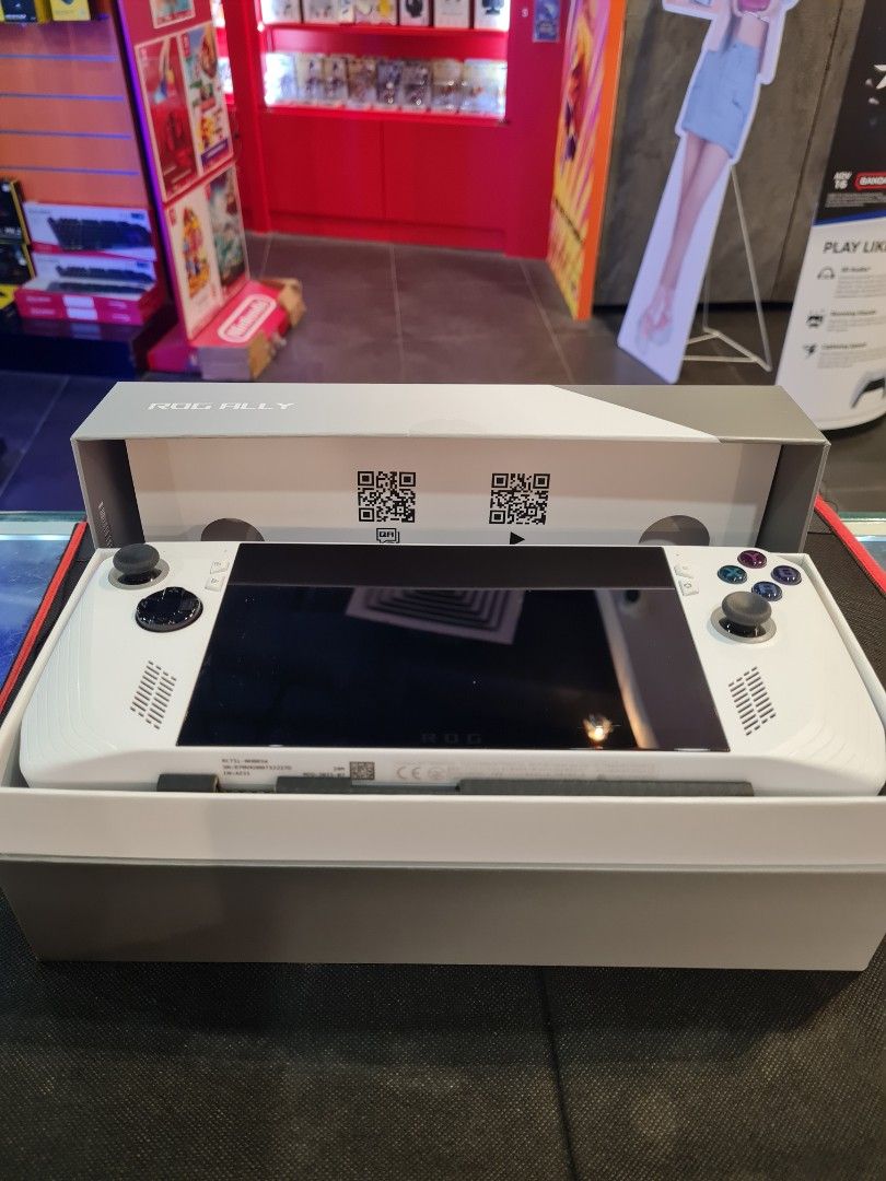 Used ROG ALLY, Video Gaming, Video Game Consoles, Others on Carousell