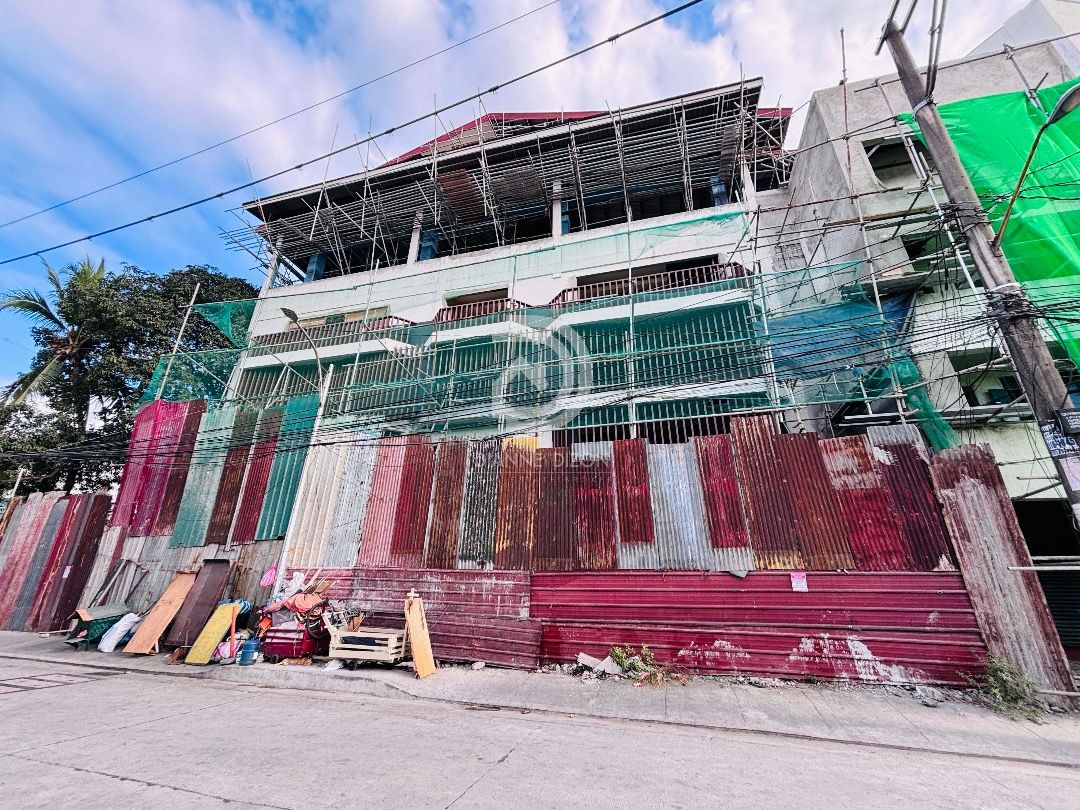 7 Storey 9,114sqm Modern Corner Commercial Building for Sale in ...