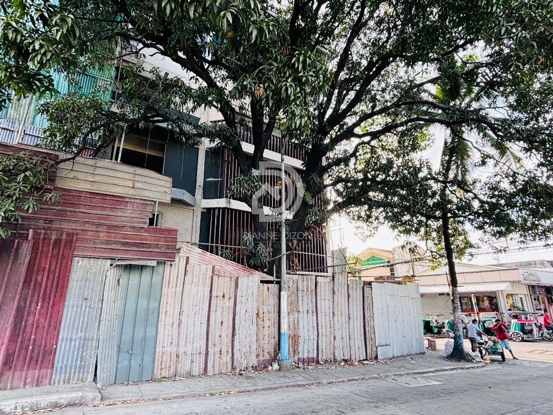 7 Storey 9,114sqm Modern Corner Commercial Building for Sale in ...