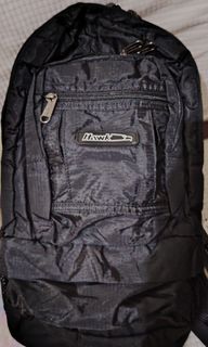 Mendoza backpack like new, Men's Fashion, Bags, Backpacks on Carousell