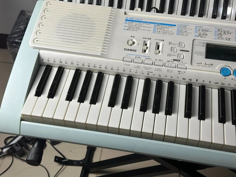 Casio LK-108 Piano Keyboard Organ Semi Weighted 61 Keys Touch Response, Hobbies & Toys, Music ...