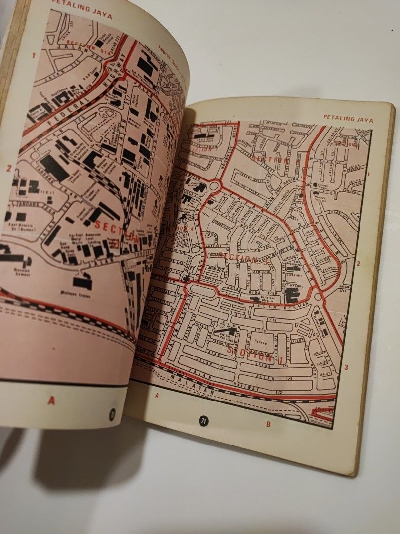 (ENG) AAM Mapbook : Roadmaps Of Peninsular & East Malaysia and Main ...