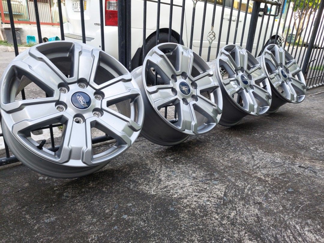 Ford Ranger Nextgen XLT Mags 17 inch Bnew condition labas casa fit wildtrak xls grand starex ...