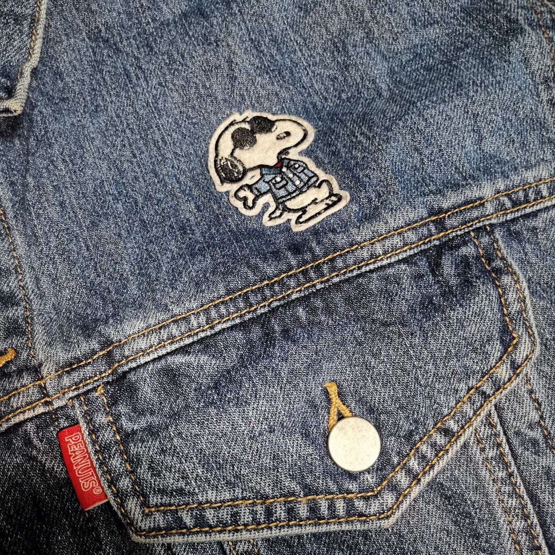 GU X PEANUTS DENIM JACKET, Men's Fashion, Coats, Jackets and Outerwear ...