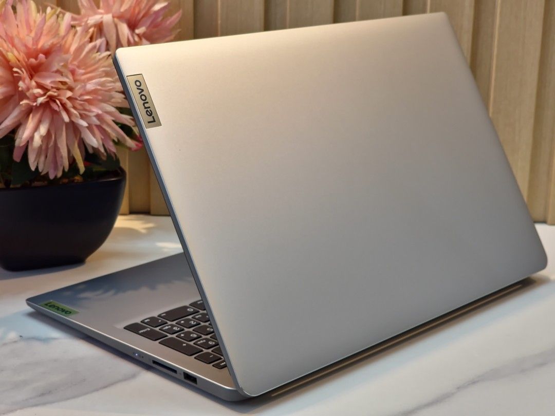 Lenovo Ideapad 1 15AMN7 82VG Ryzen 3 7320U 8GB RAM 512GB SSD FHD LED 15 ...