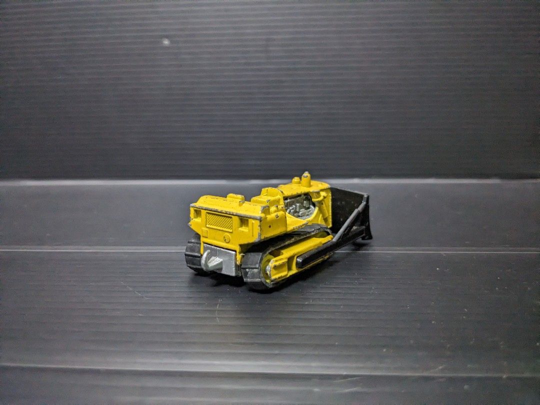 Matchbox Caterpillar D9 Tractor Toy Farming Vintage, Hobbies & Toys, Collectibles & Memorabilia ...