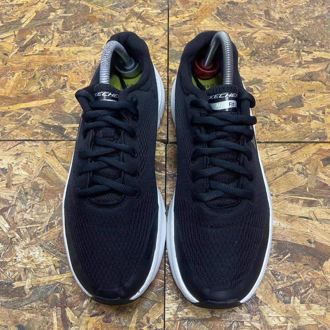 Skechers Archfit, Men's Fashion, Footwear, Sneakers on Carousell
