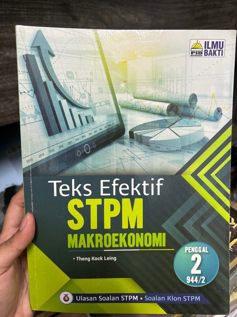 STPM MAKROEKONOMI, Hobbies & Toys, Books & Magazines, Textbooks on ...