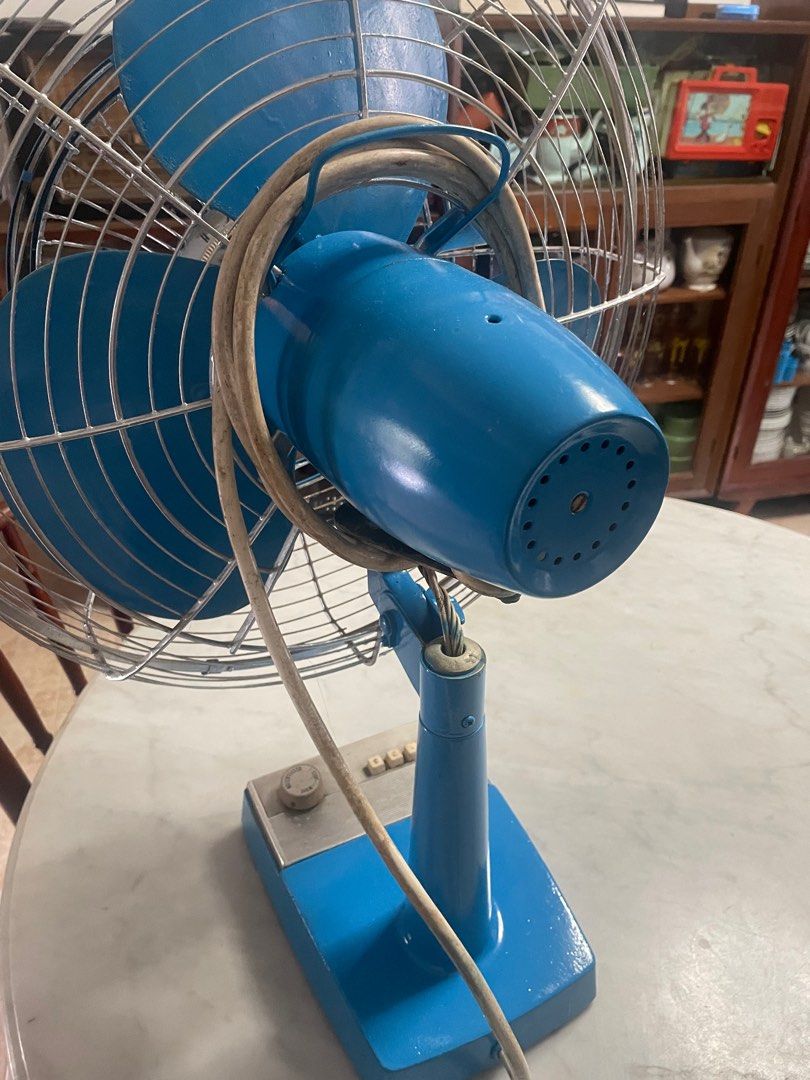 vintage hitachi table fan, Hobbies & Toys, Memorabilia & Collectibles ...