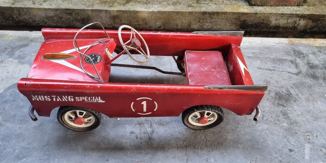 Vintage Mustang Tin Paddle Car England not honda mercedes, Hobbies ...