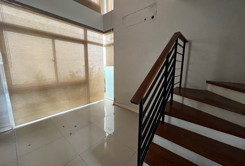 68 Roces, Quezon City Four Storey Townhouse, Property, For Sale ...