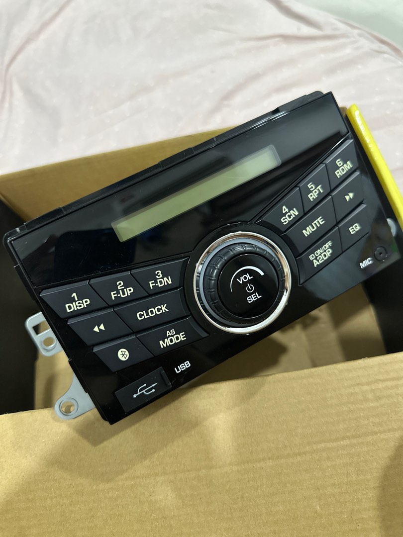 AXIA SE ORIGINAL RADIO, Auto Accessories on Carousell