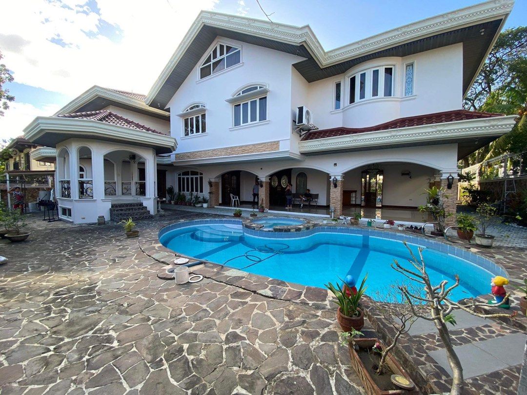 Ayala Alabang Villagae, Property, For Sale, House & Lot on Carousell