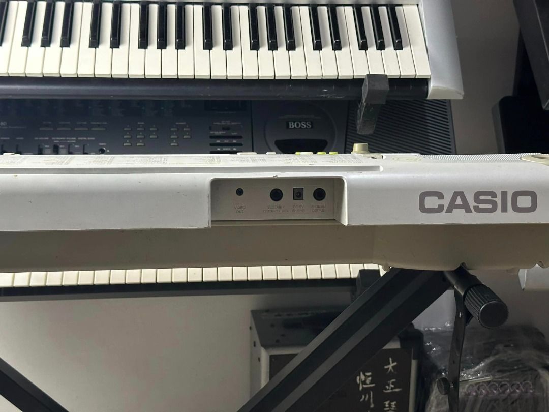 Casio Lk 202tv Piano Touch Response Keyboard Organ 61 Keys Hobbies