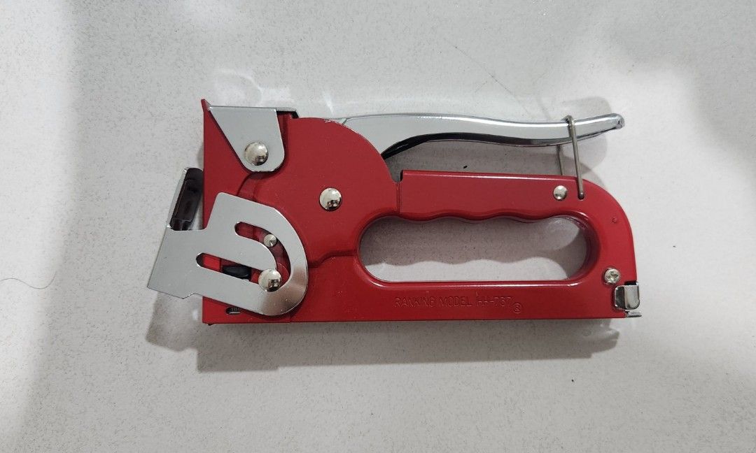 HEAVY DUTY Stapler Gun with Bullets, Hobbies & Toys, Stationery & Craft ...