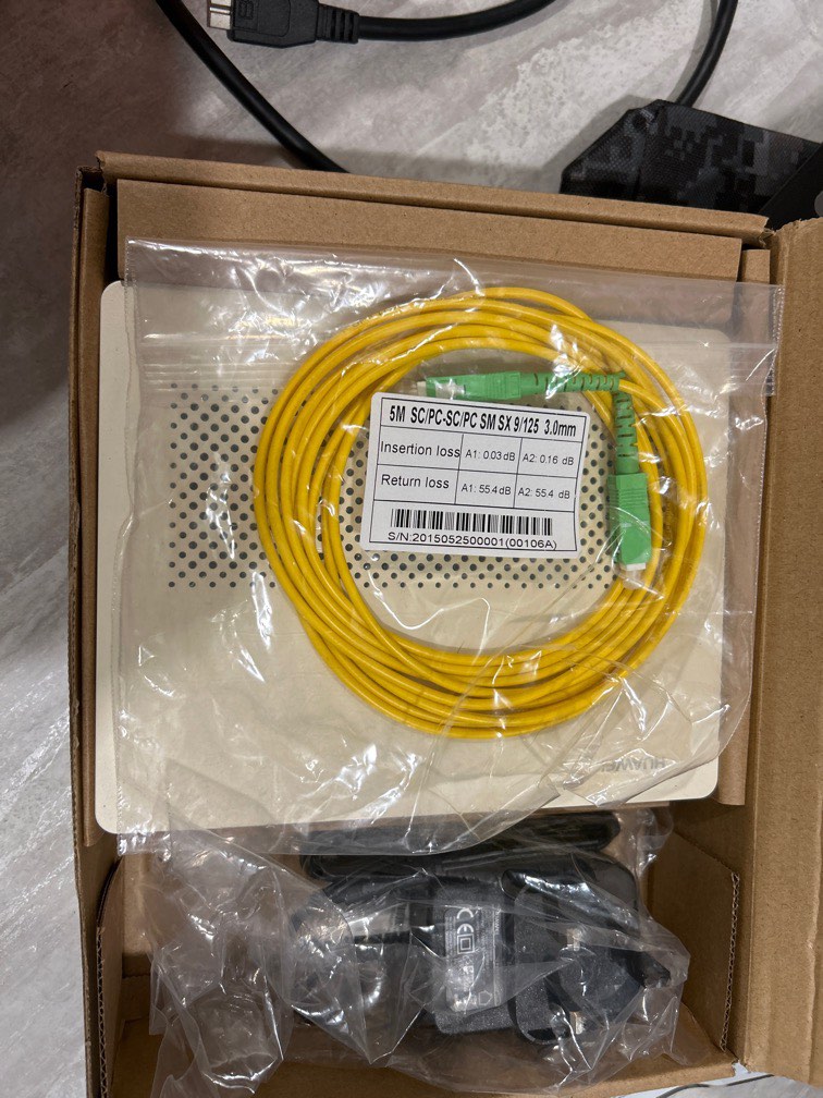 HUAWEI Fibre broadband ONT, Computers & Tech, Parts & Accessories ...