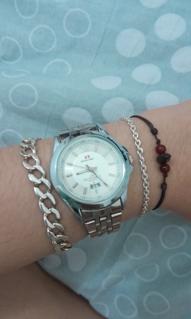 Jam Tangan Swiss Army Fesyen Wanita Jam Tangan Di Carousell