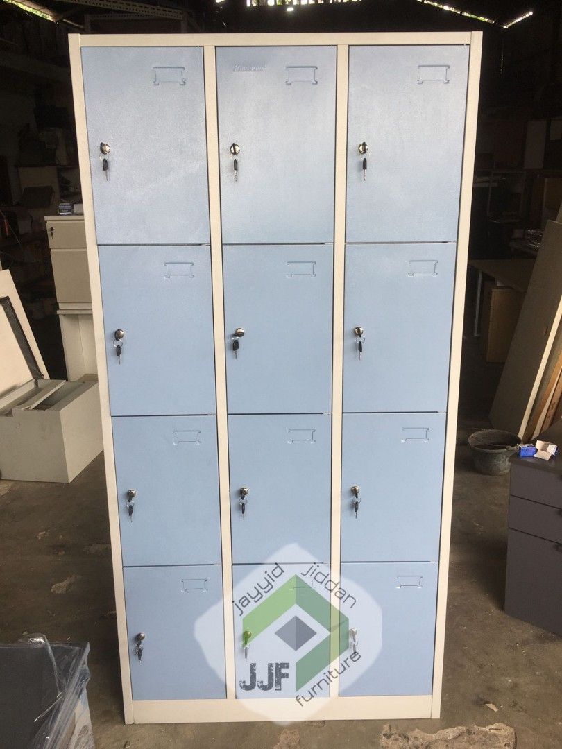 Locker krisbow pintu 12, Barang Yang Dicari di Carousell