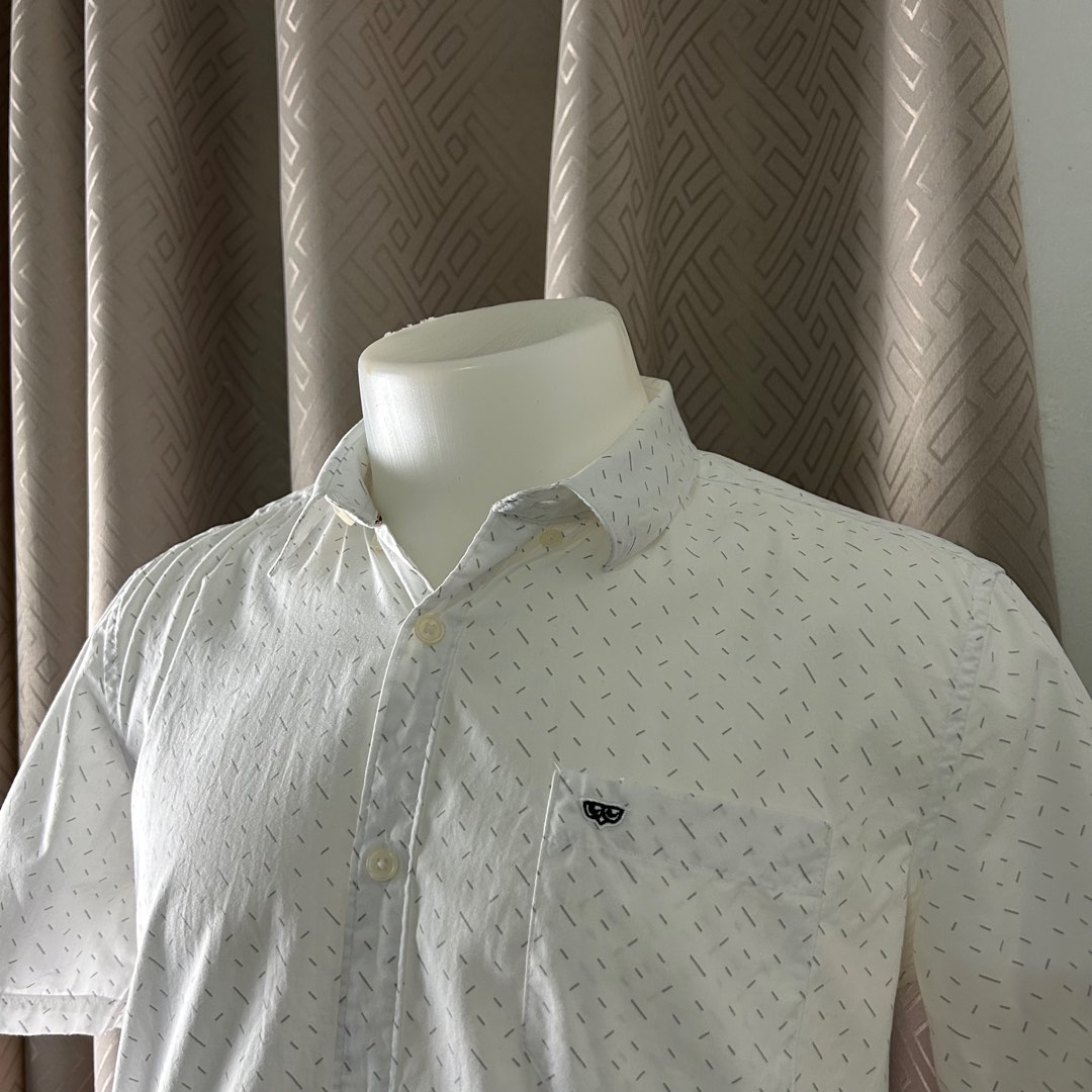 Memo Slim Fit Polo White sprinkles design, Men's Fashion, Tops & Sets ...