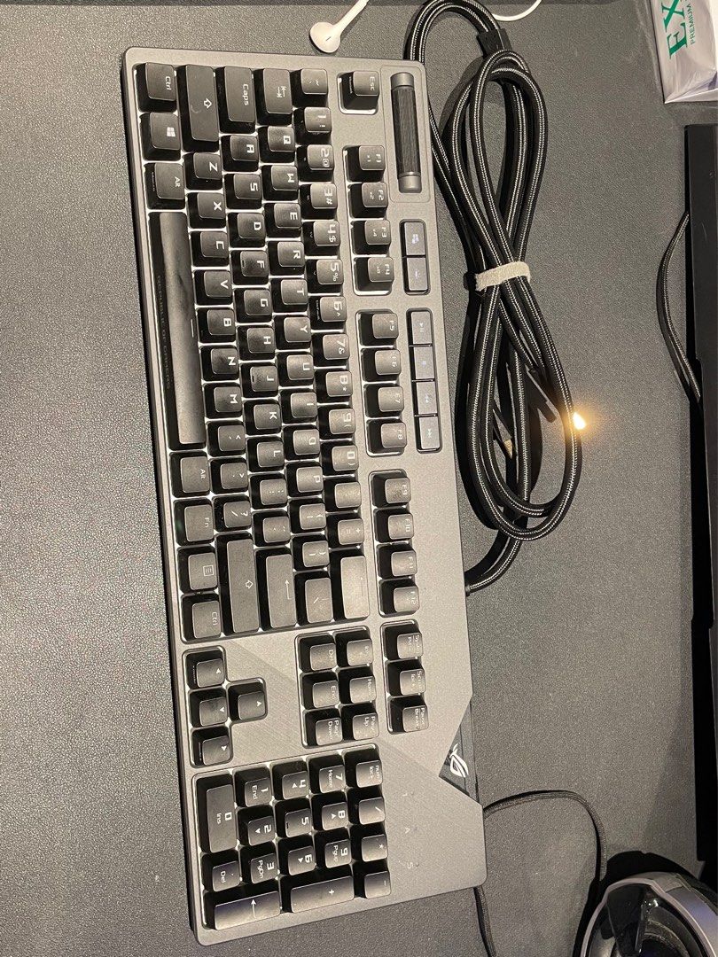 ROG Strix Flare xa01 鍵盤, 電腦＆科技, 電腦周邊及配件, 電腦鍵盤及相關產品 - Carousell