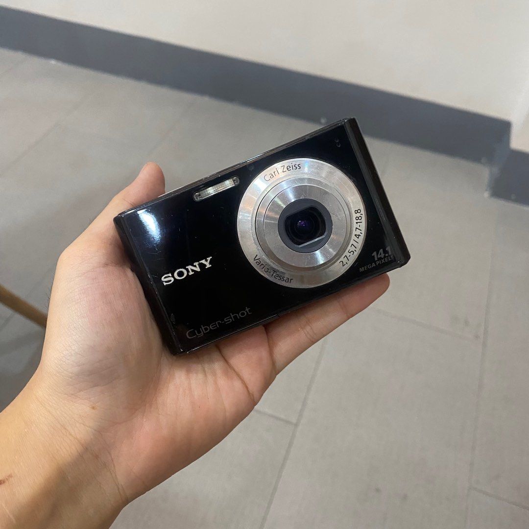 Sony Cybershot DSC-W330, Photography, Cameras on Carousell