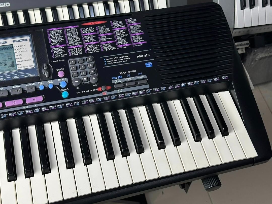 Yamaha PSR 220 Piano Keyboard Organ 61 Keys Touch Response, Hobbies & Toys, Music & Media ...