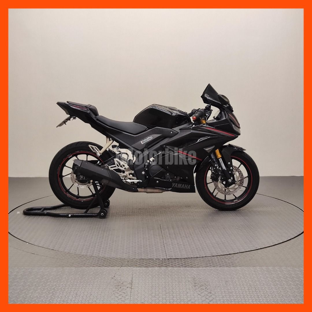 Yamaha YZF-R15 (2019) - Good condition !!!, Motorbikes on Carousell