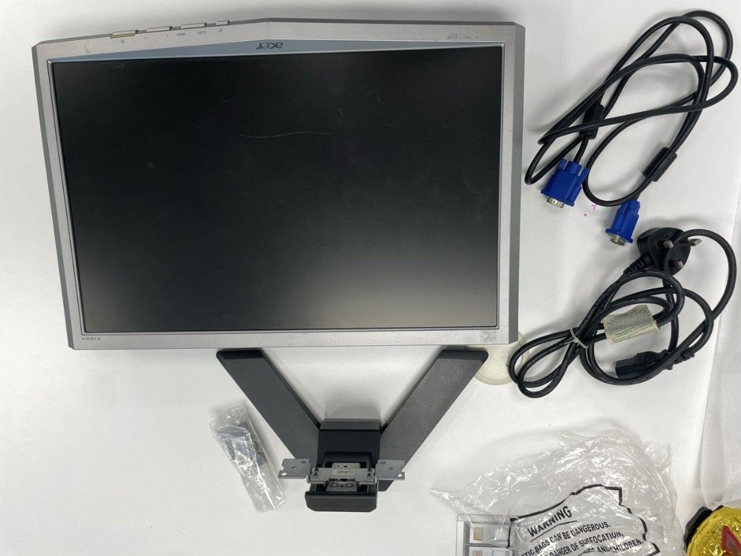 Acer LCD monitor 19 inch, Computers & Tech, Parts & Accessories ...