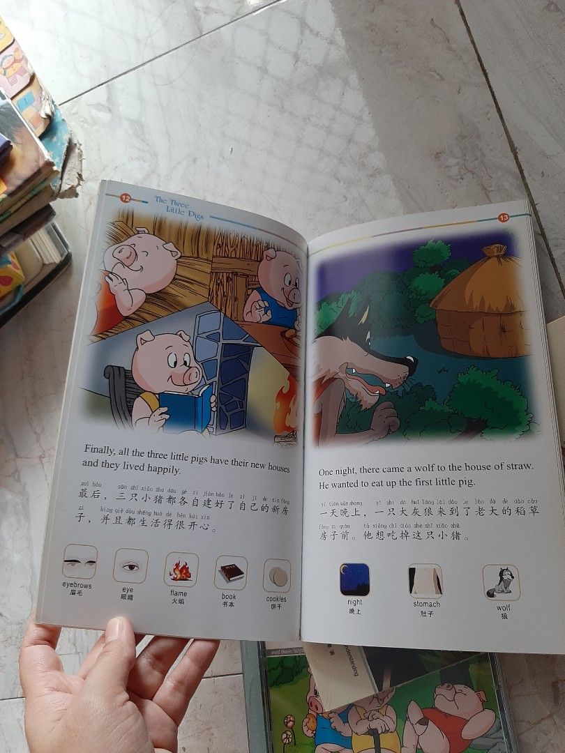 Buku robin hood dan three little pigs, Buku & Alat Tulis, Buku Anak ...